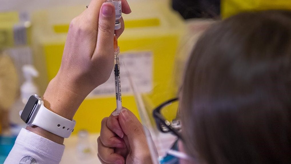 Quebec opens vaccination for all Quebec residents as young as 70