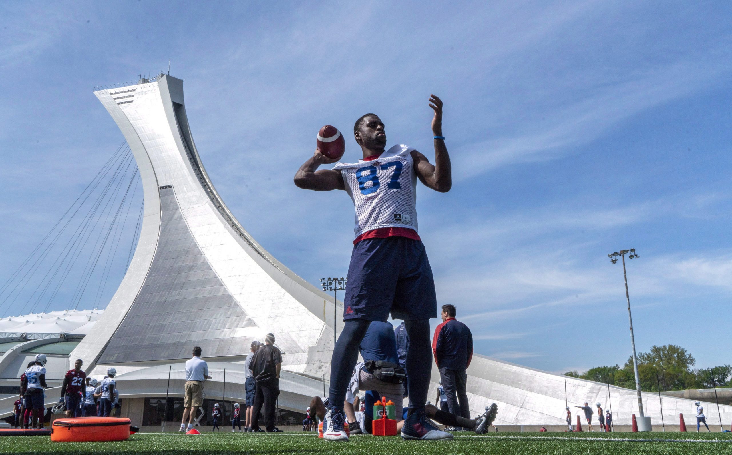 Alouettes cancel training camp workout after contract talks break off
