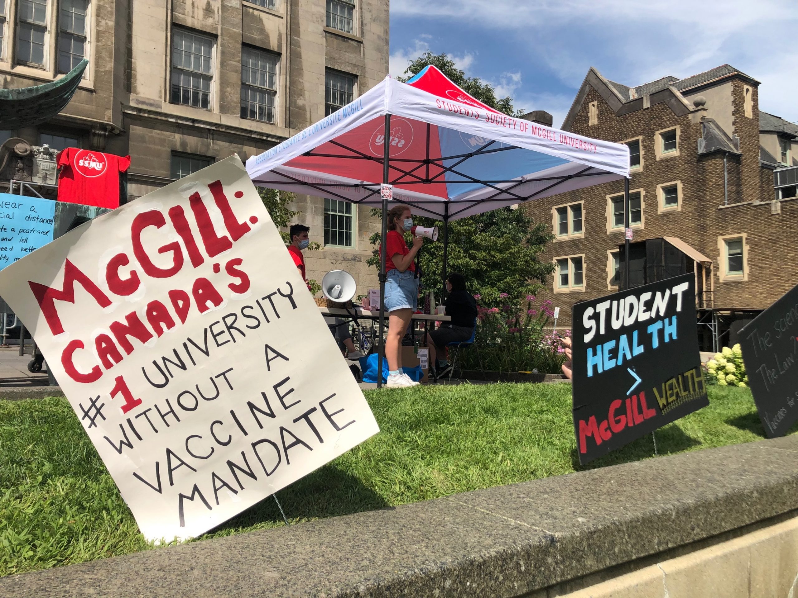 McGill University students questioning in-person exams despite surge in COVID cases