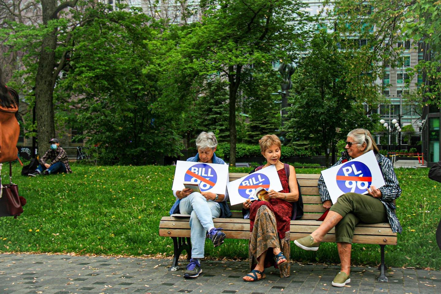 IN PHOTOS: Montrealers protest Quebec's Bill 96, French language reform