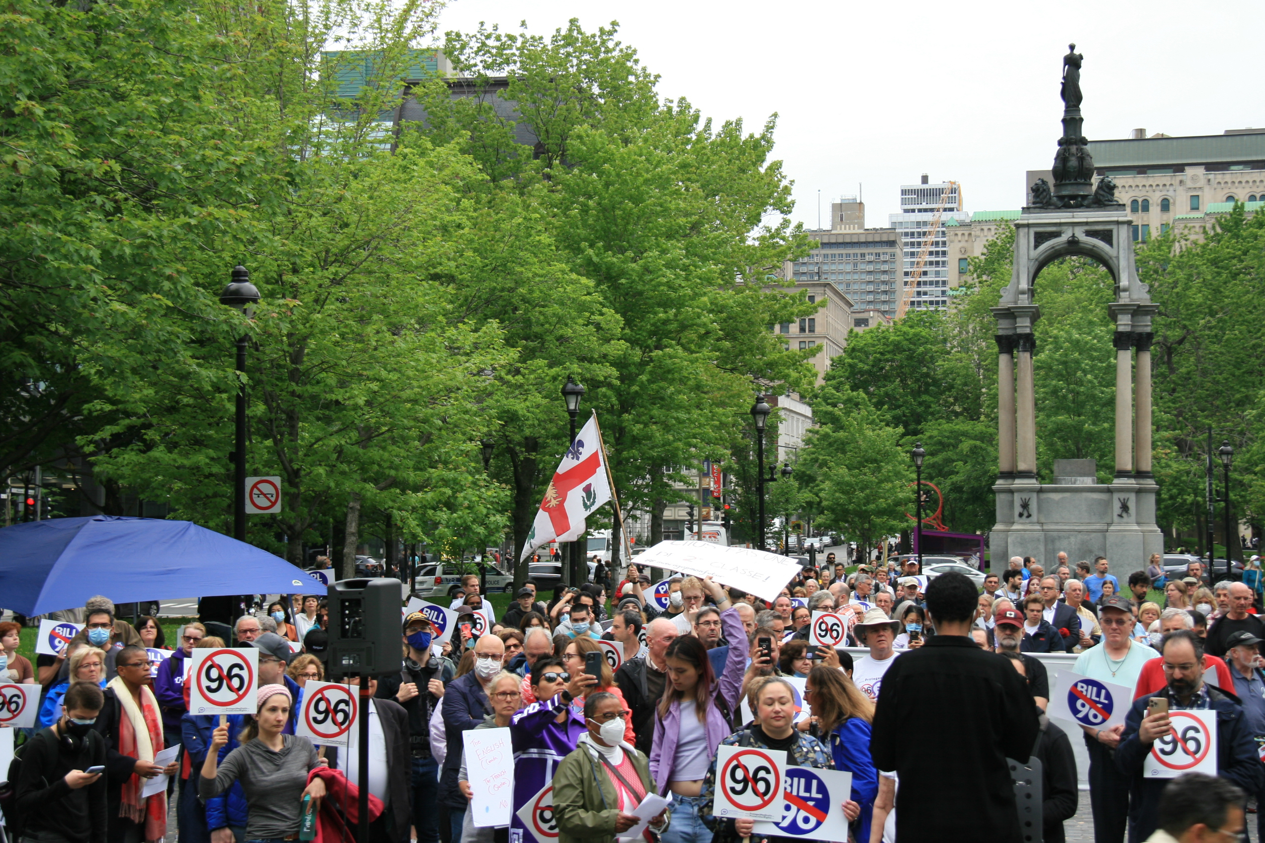 IN PHOTOS: Montrealers protest Quebec's Bill 96, French language reform