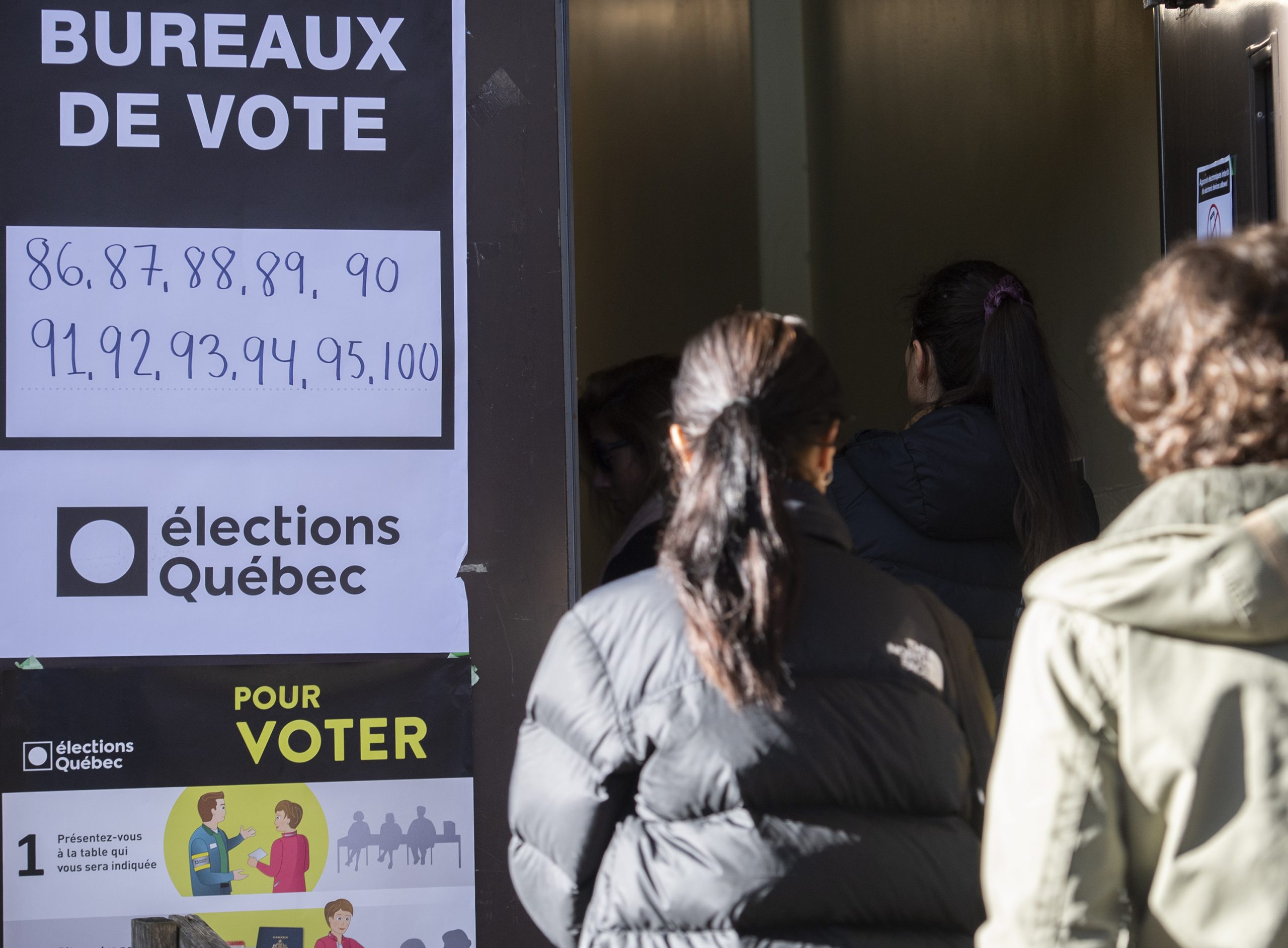 IN PHOTOS: Quebec party leaders vote