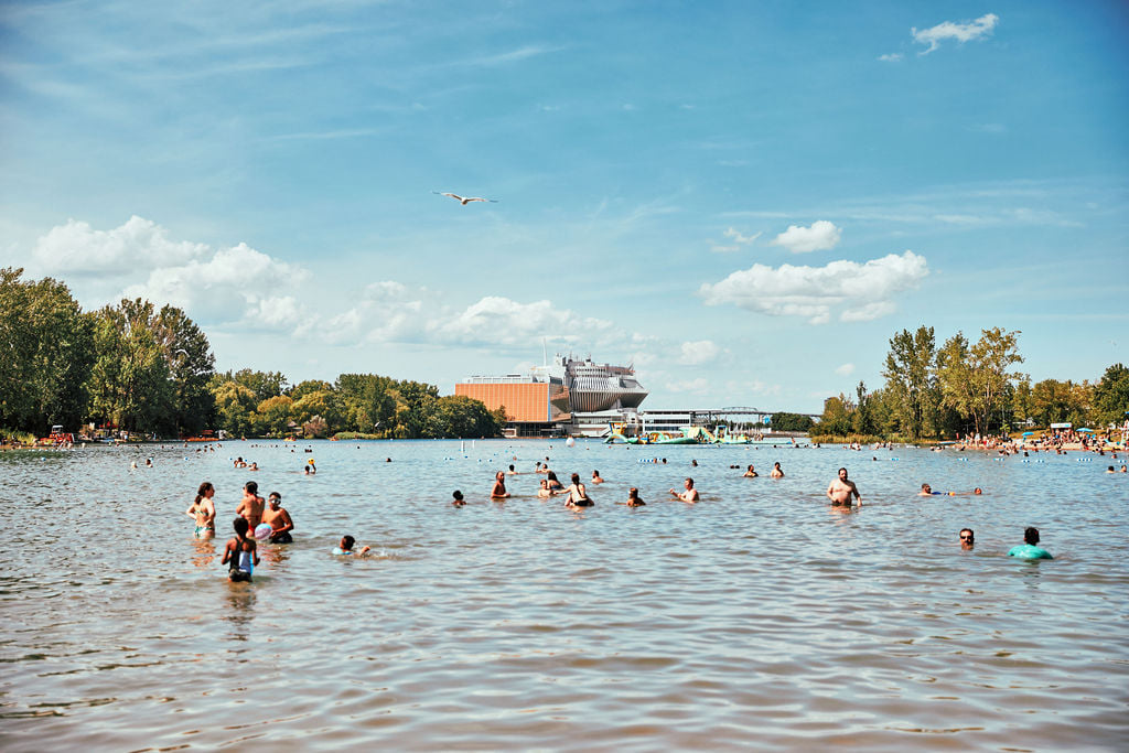 Beach at Parc Jean-Drapeau closed, 'high bacterial contamination' in ...
