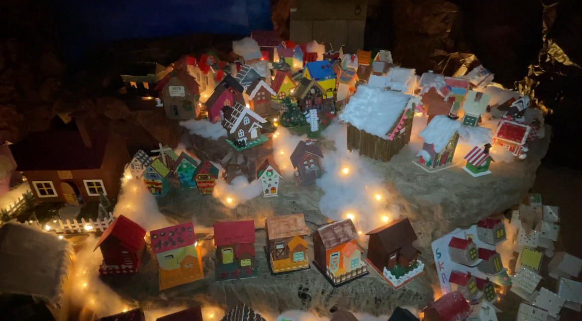 Montreal church creates 'biggest' Christmas Cave