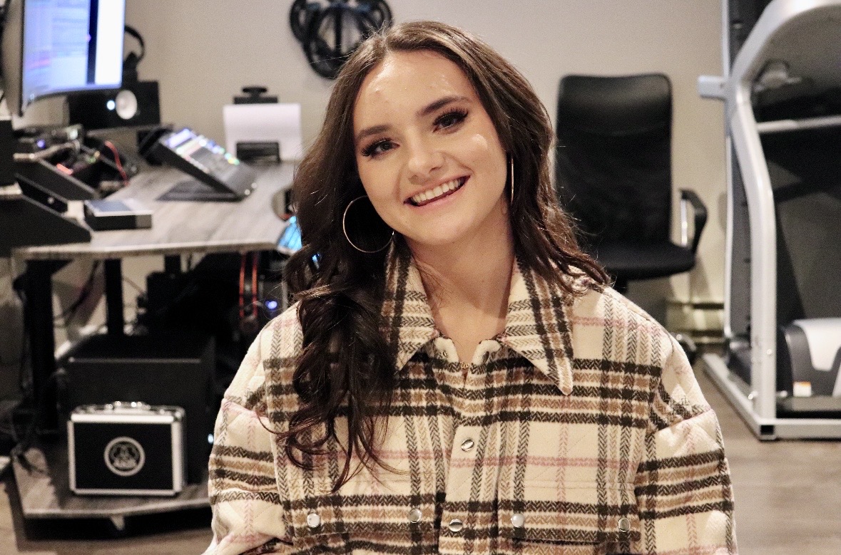 Empowering through music: Montreal singer-songwriter Jordyn Sugar