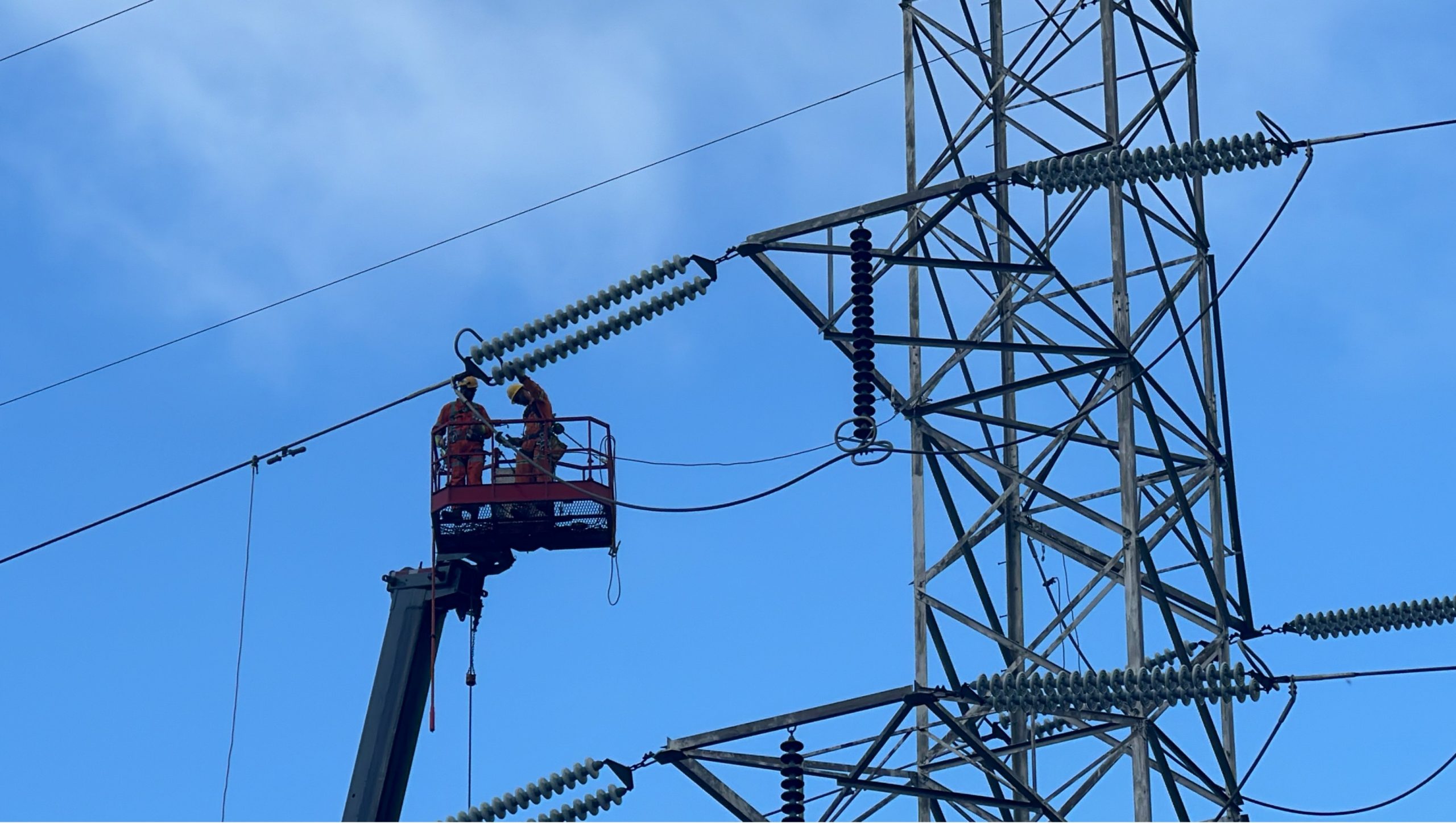 Two arrested after crash caused Hydro pylon to collapse on Montreal's ...