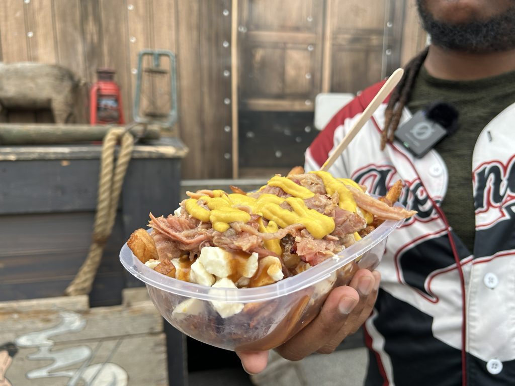 Grand PoutineFest celebrates 10 years with stop in Montreal