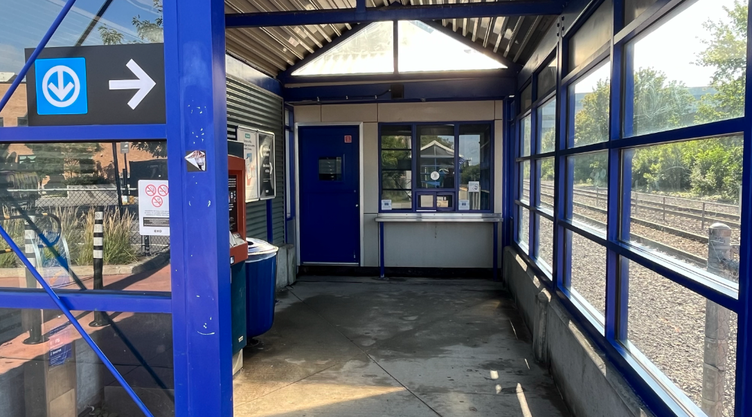 Disruptions on some Exo commuter train lines continue in Montreal ...