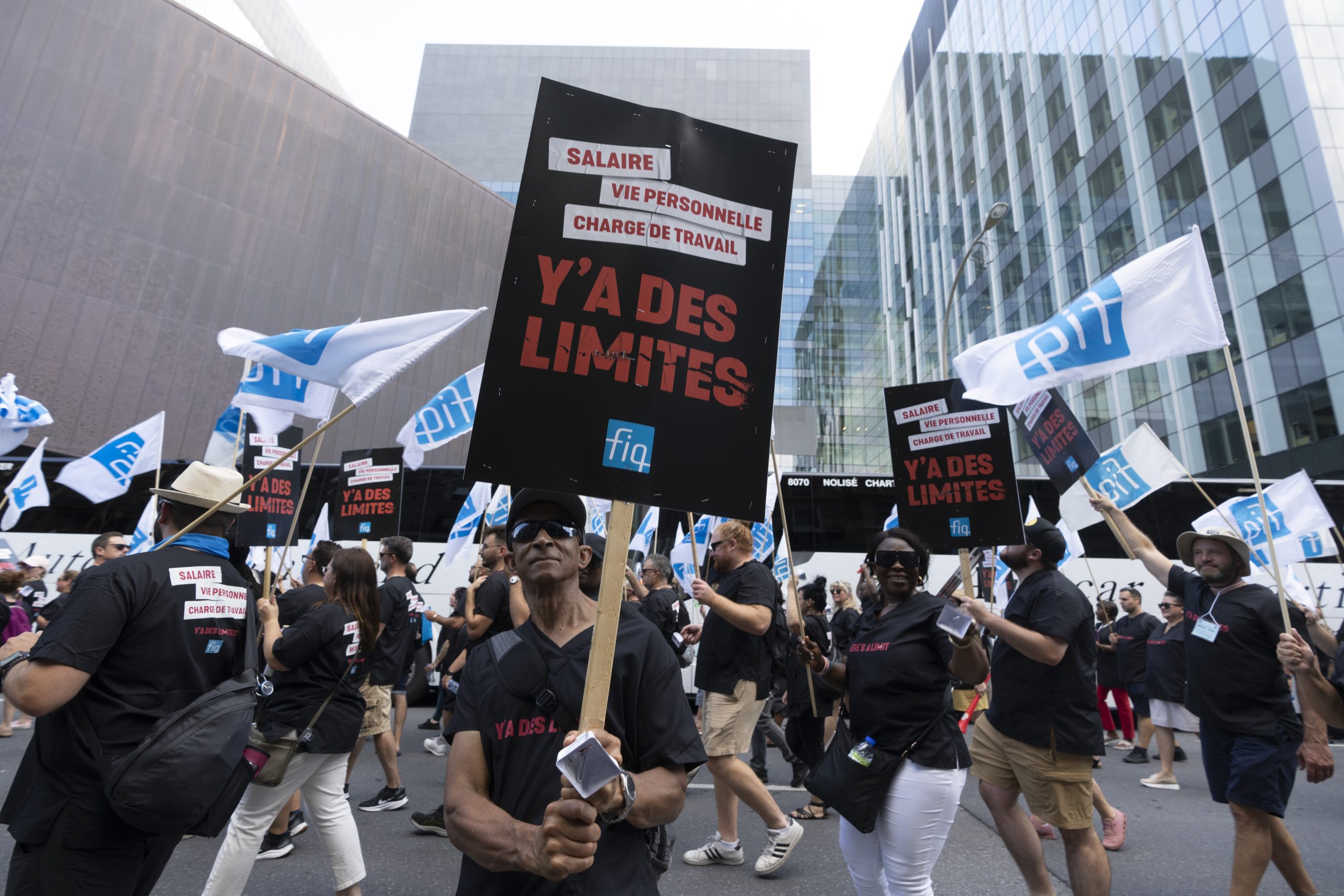 Quebec and FIQ nurses’ union sign new collective agreement