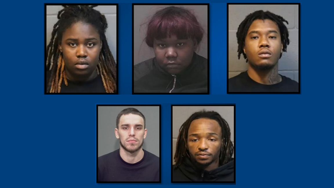 6 arrested, 5 others wanted in $4M auto theft ring operating out of Quebec