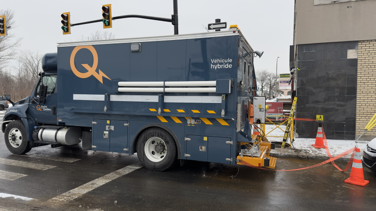 Power back at all St-Michel homes affected by Hydro-Québec outage