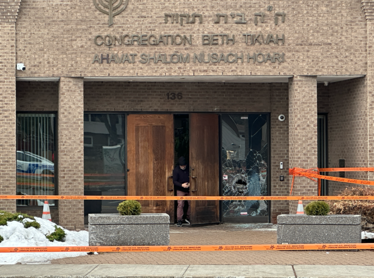 Beth Tikvah synagogue targeted by alleged arson in Montreal: police