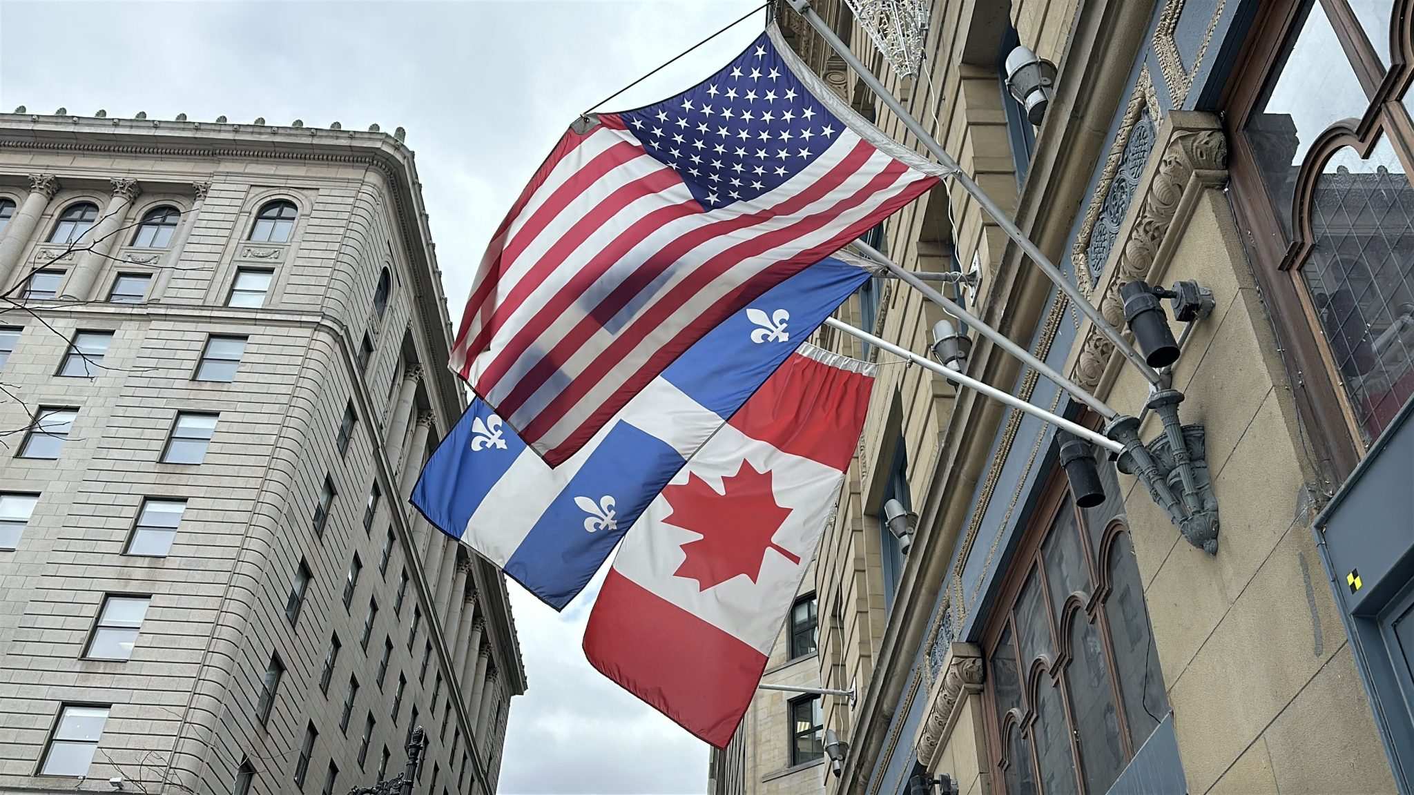 'Go Habs Go' is a NO: Quebec orders STM to drop English word from bus ...