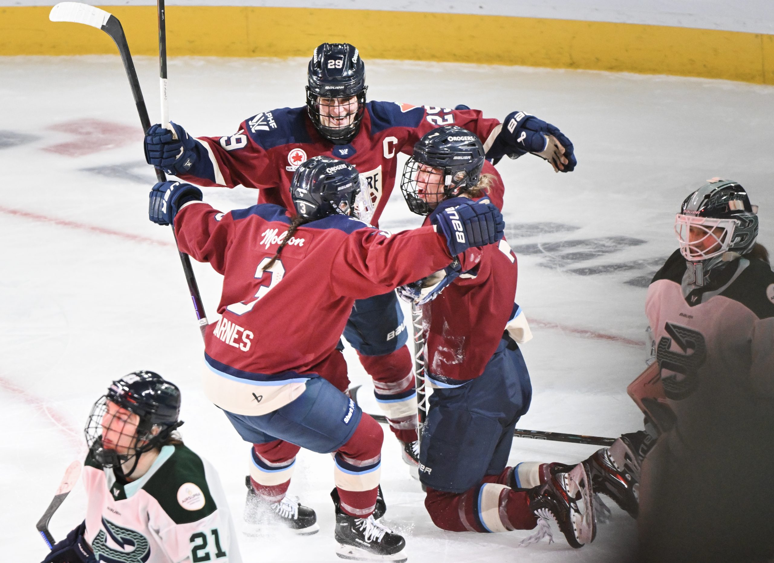 Stacey nets OT winner to lift PWHL-leading Montreal's Victoire to 3-2 ...