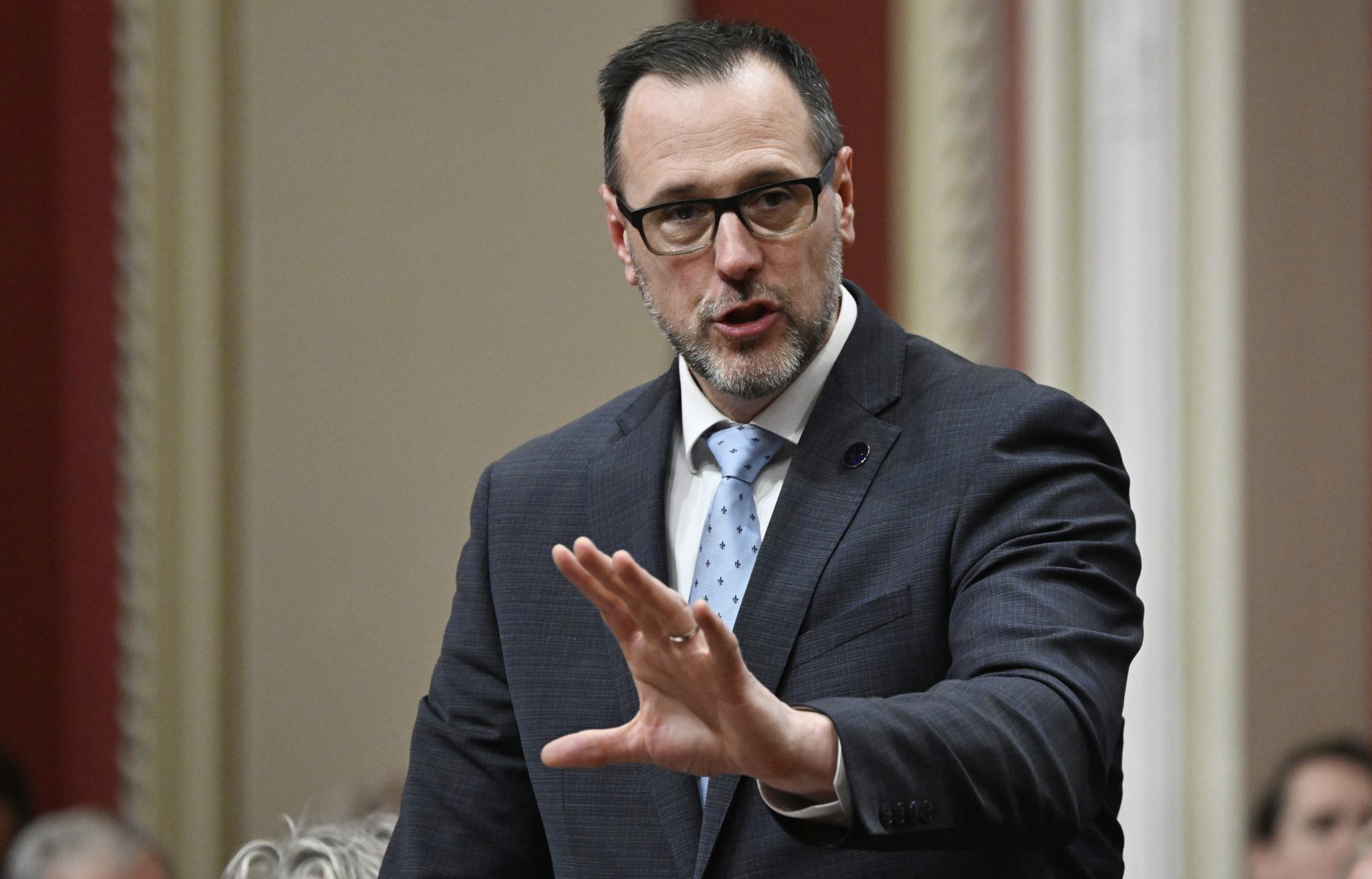 Newcomers to conform to Quebec values under newly adopted Bill 84 ...