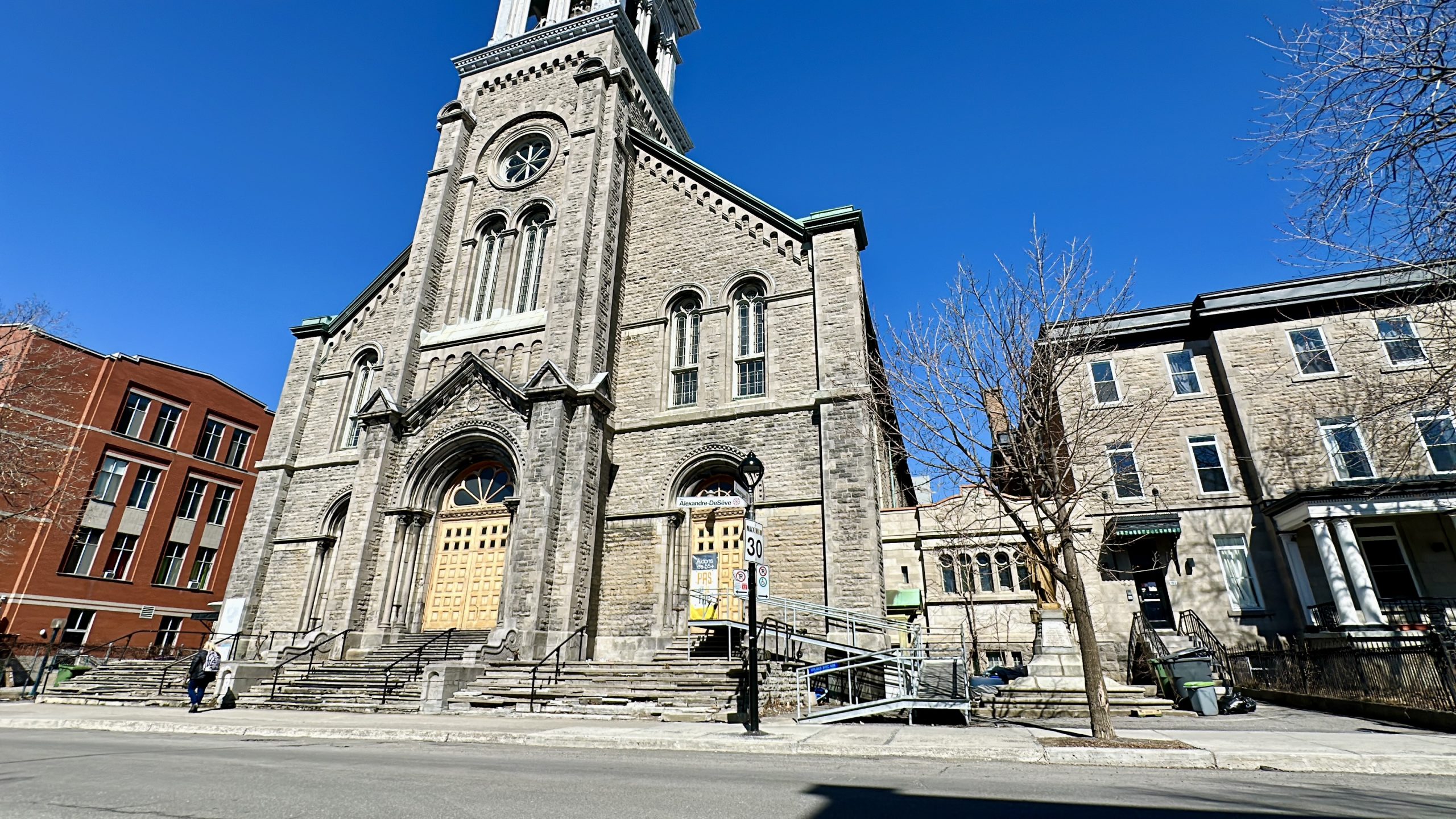 Pas de la Rue day centre nearly doubles in capacity CityNews Montreal ...