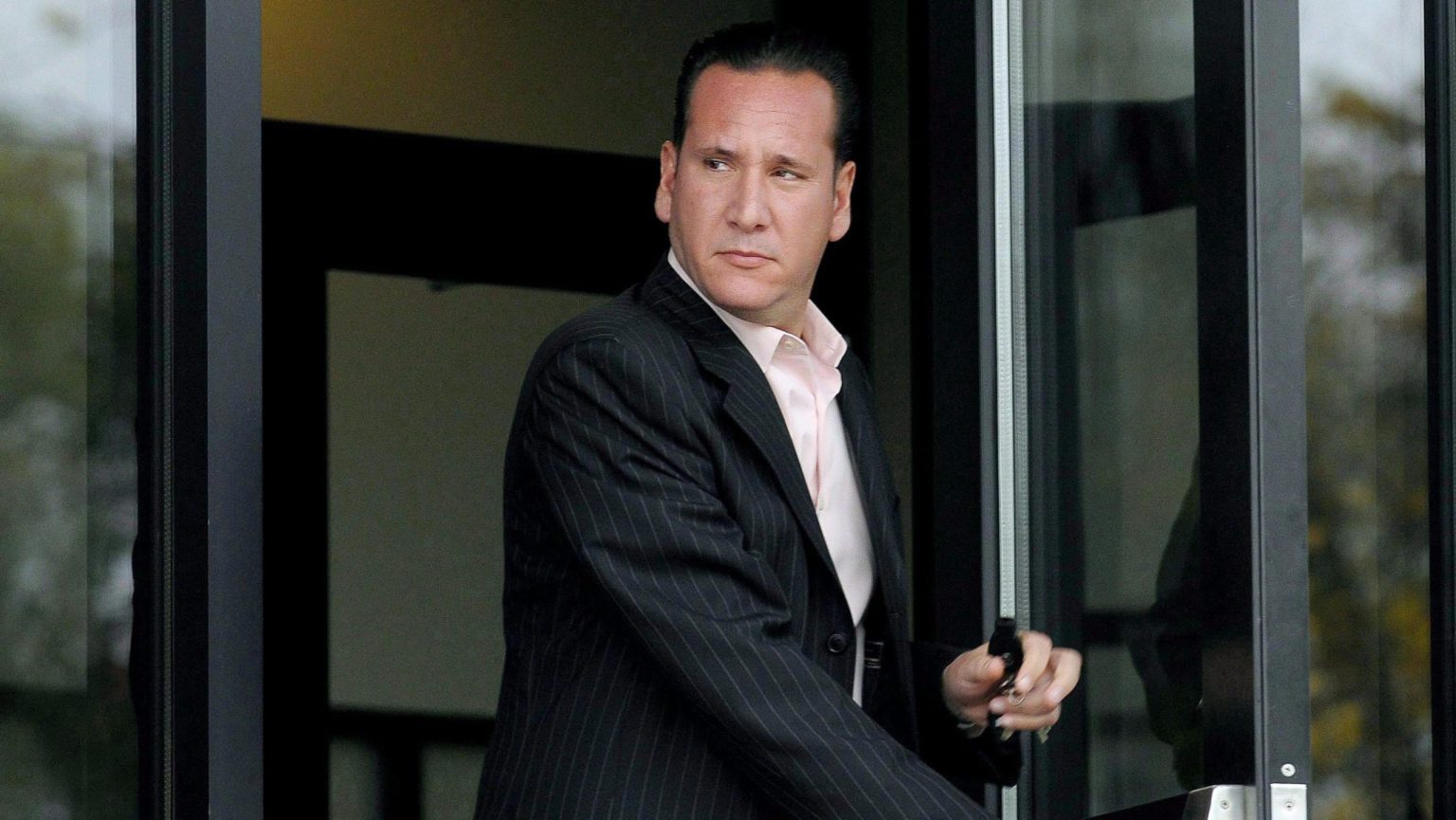 Alleged Montreal mob boss Leonardo Rizzuto in court; next appearance Nov. 3