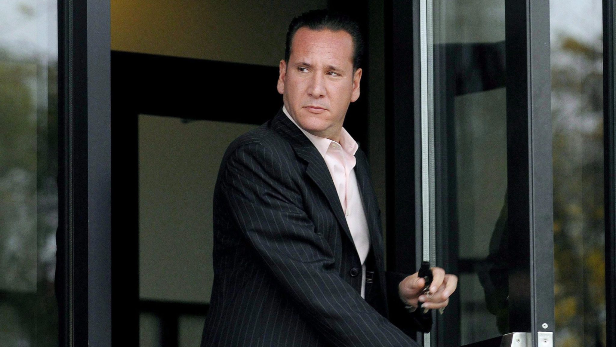 Alleged Montreal mob boss Leonardo Rizzuto in court; next appearance Nov. 3