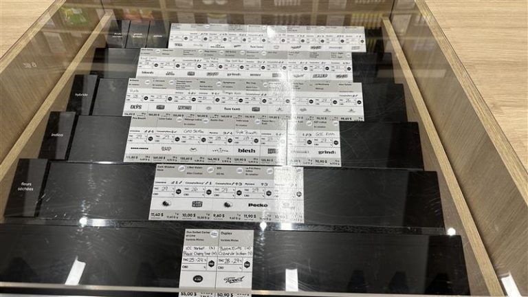 SQDC opening hours to be extended as of August