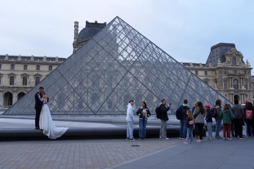 Suspects arrested over the theft of crown jewels from Paris' Louvre museum