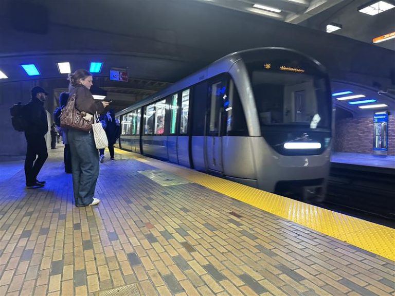 STM strike day 4: Montrealers face ongoing transit disruptions