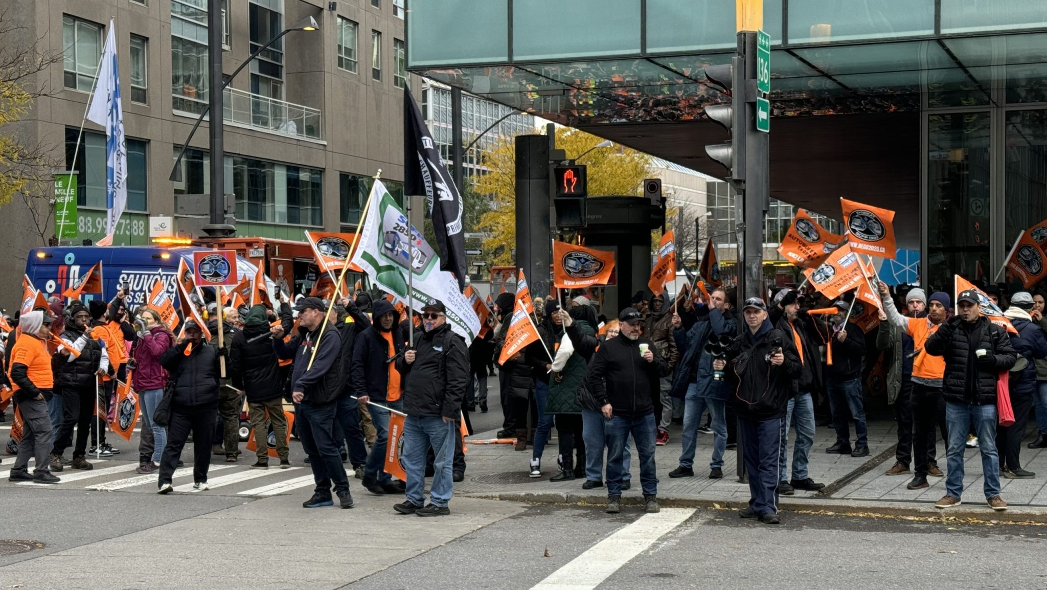 Poll shows historic level of indecision among Montreal voters ahead of ...