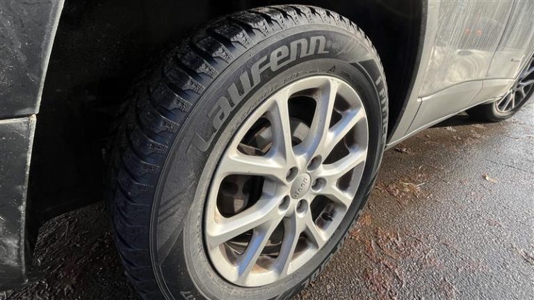 Sun, rain, snow ahead as Dec. 1 winter tire deadline approaches in Quebec