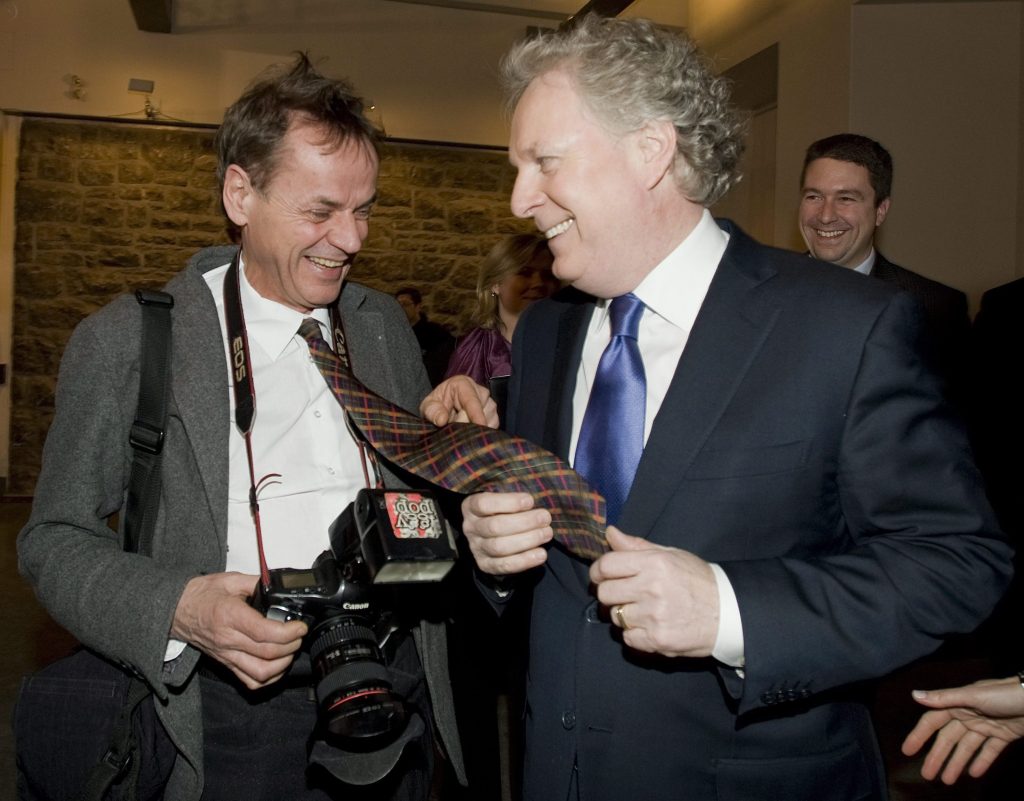 Jacques Nadeau, photojournalist for Le Devoir and La Presse Canadienne ...