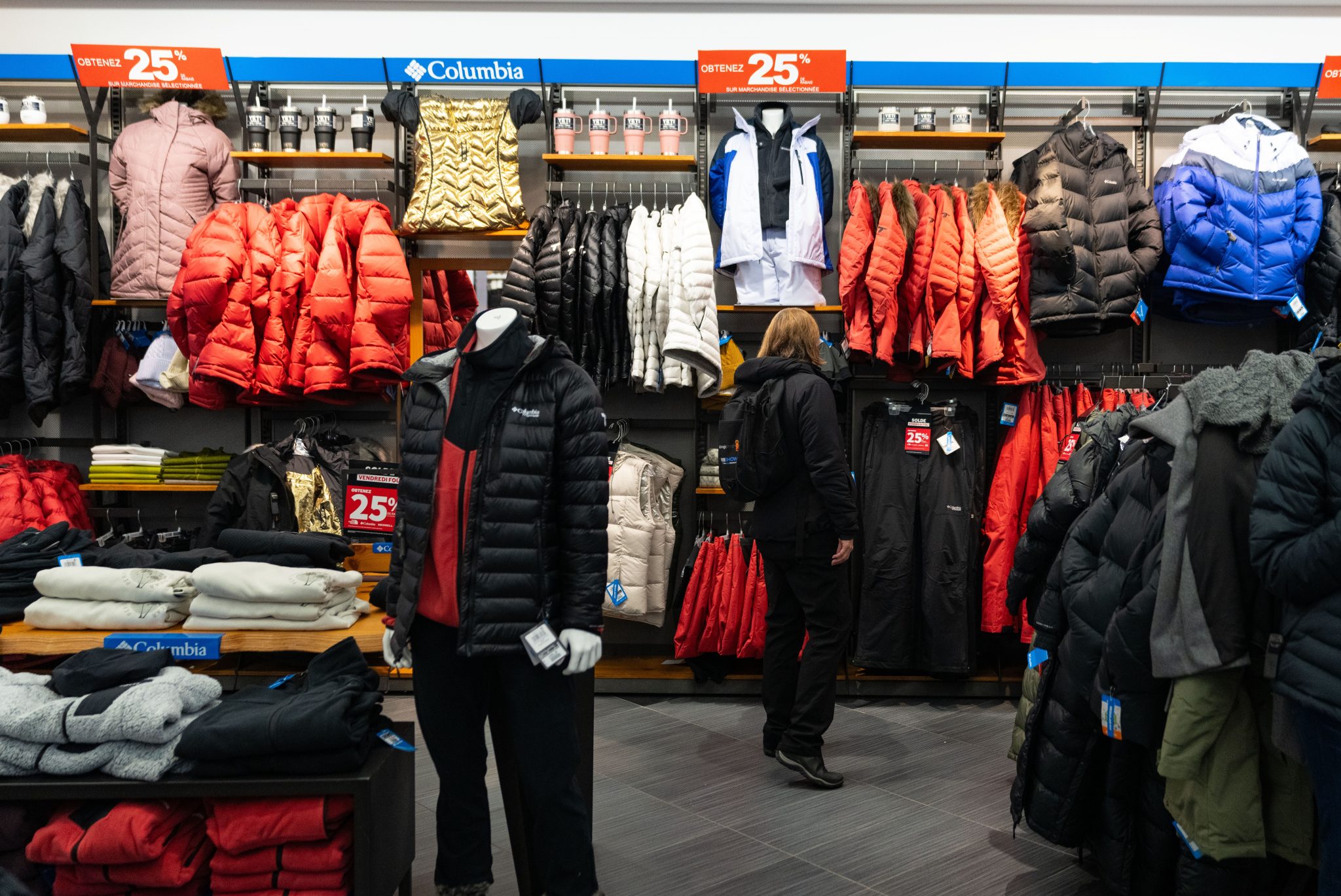 Quebec will expand its pilot project regarding store opening hours on ...