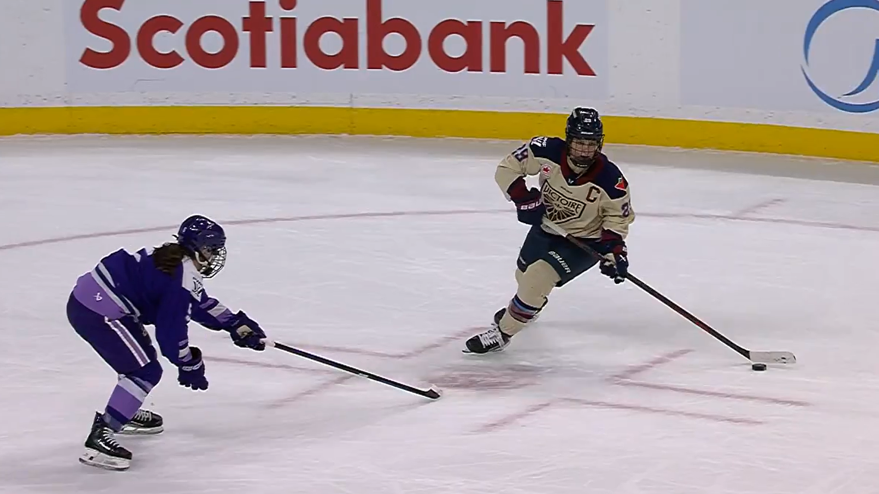 Deja vu? Marie-Philip Poulin scores in OT as Victoire beat Frost 2-1